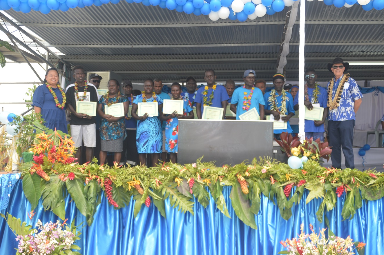 SolTuna awards faithful, and long serving employees - Solomon Star News