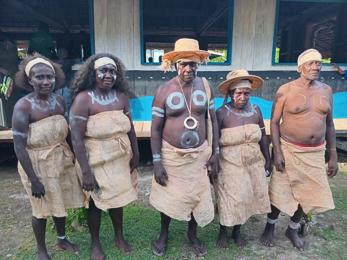 New tribal chief for Maravari enthroned - Solomon Star News
